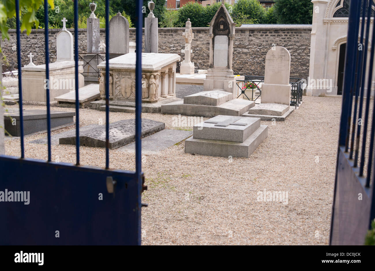 Picpus cemetery, Paris, burial site of many nobles Stock Photo - Alamy