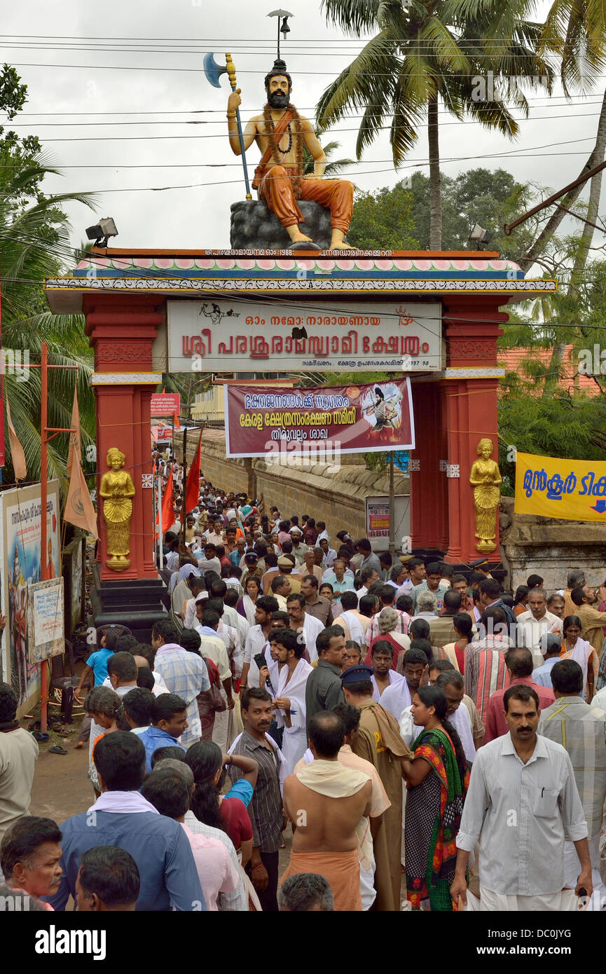 Tharpanam hi-res stock photography and images - Alamy