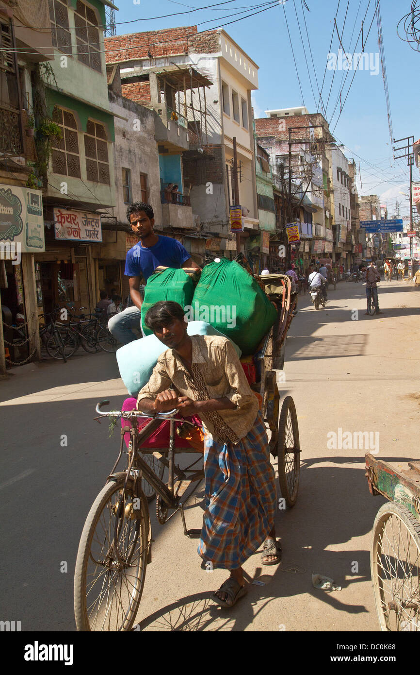 Indian bicycle rickshaw hi-res stock photography and images - Alamy
