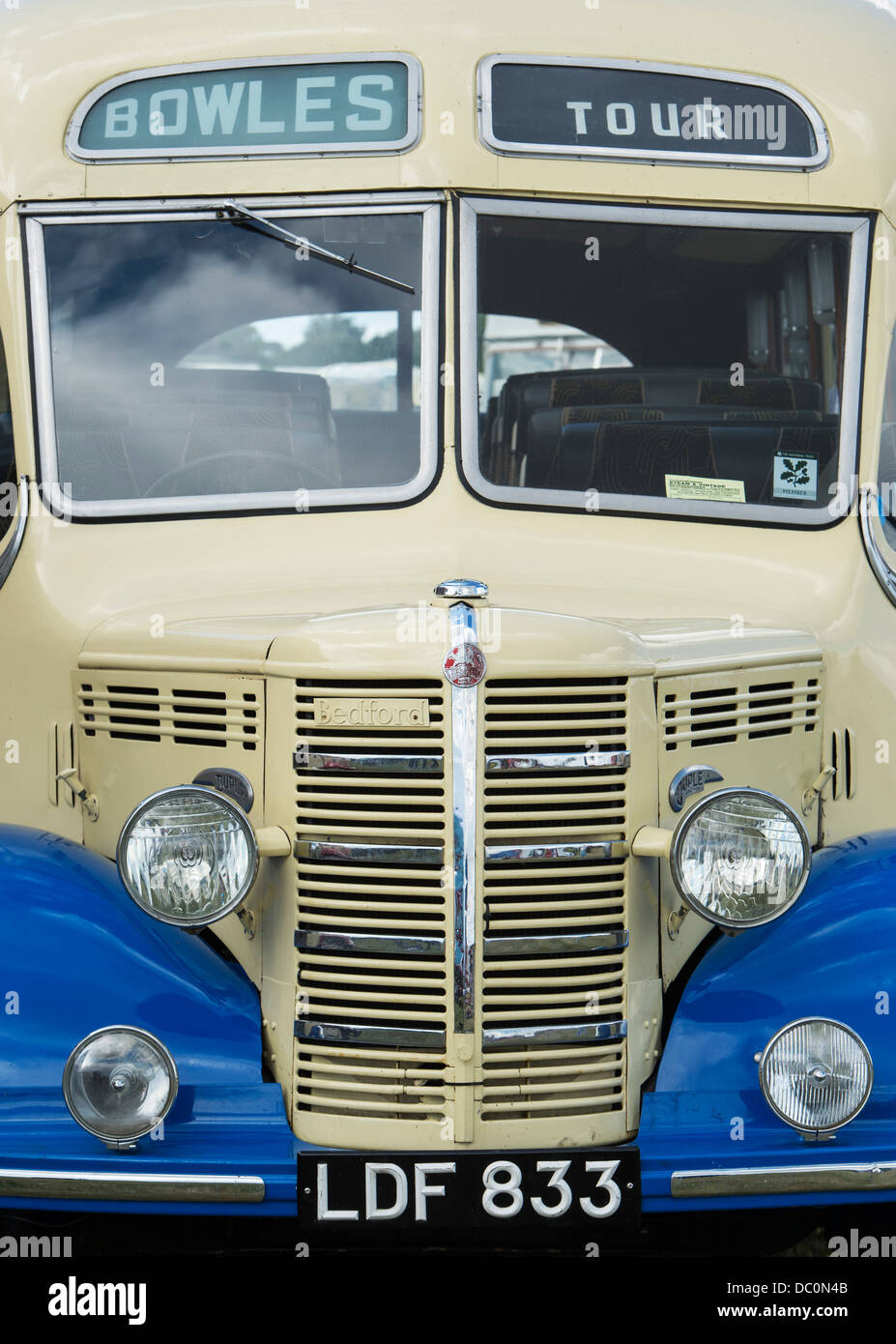 British 1960s coaches hi-res stock photography and images - Alamy