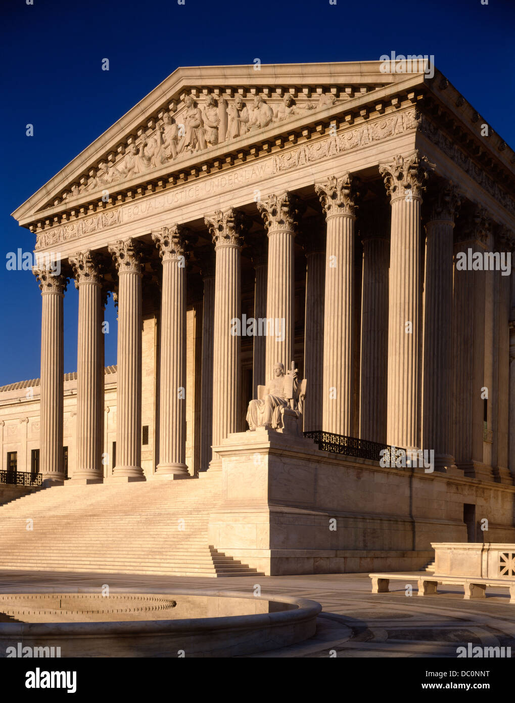 Supreme court 1980s hi-res stock photography and images - Alamy
