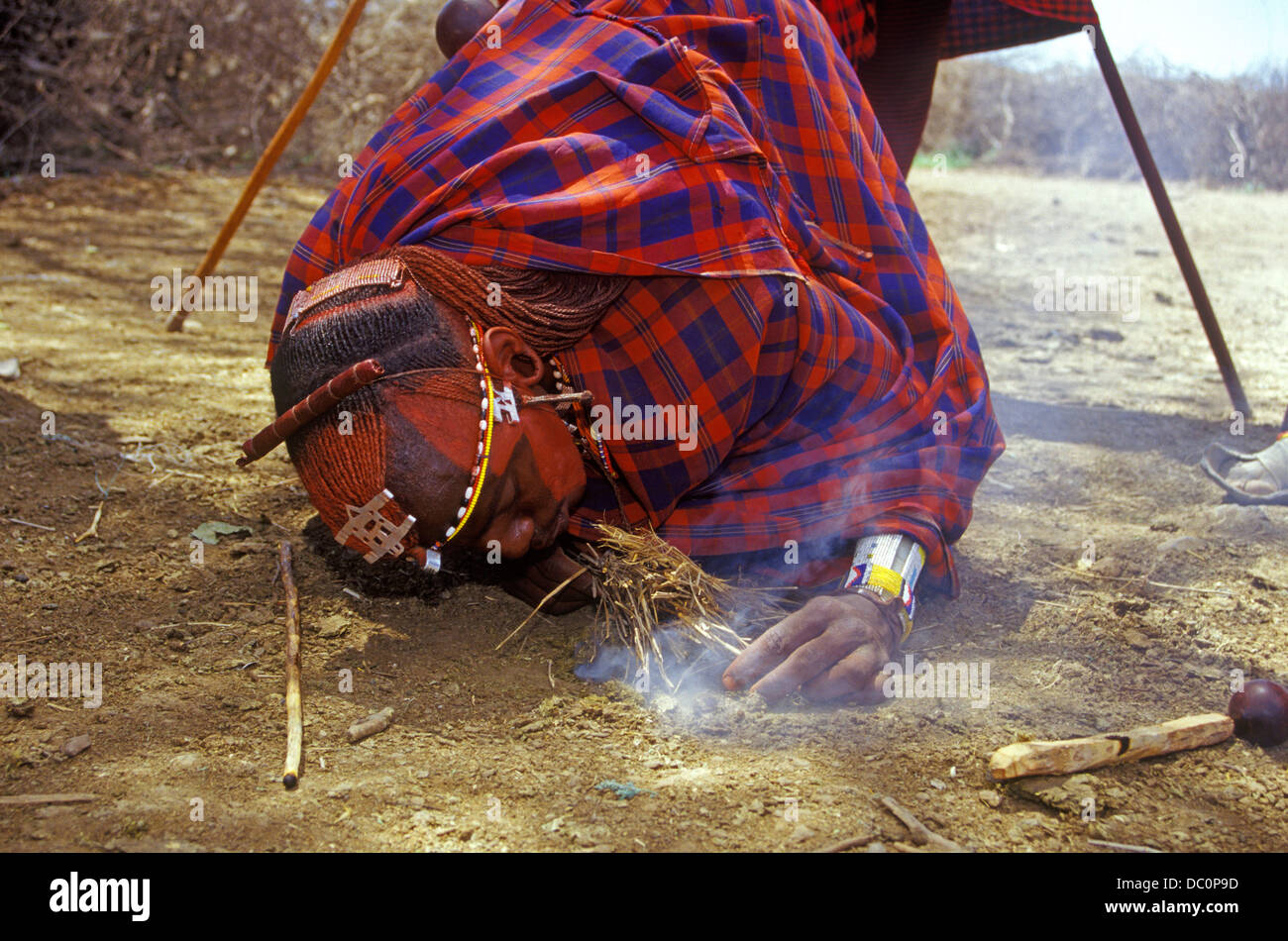 Masai lighting fire hi-res stock photography and images - Alamy