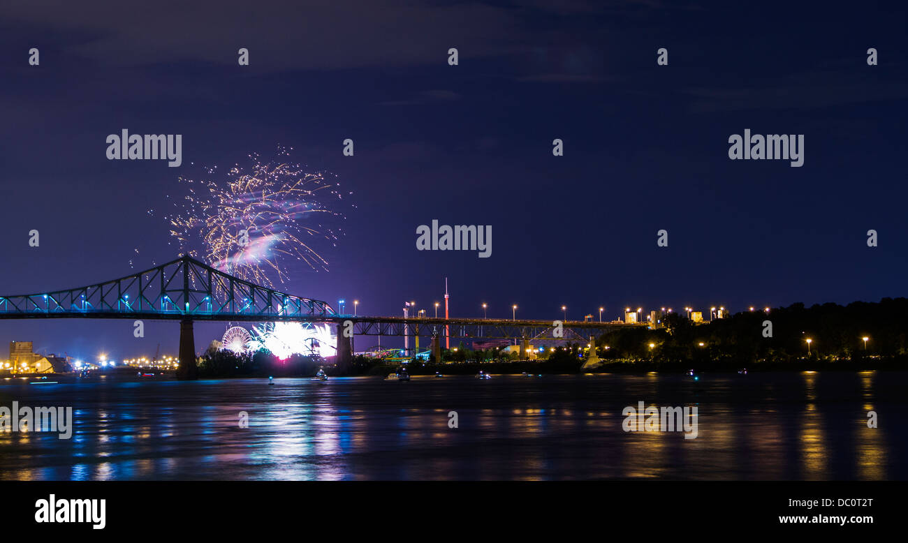 Montreal festival of light hi-res stock photography and images - Alamy