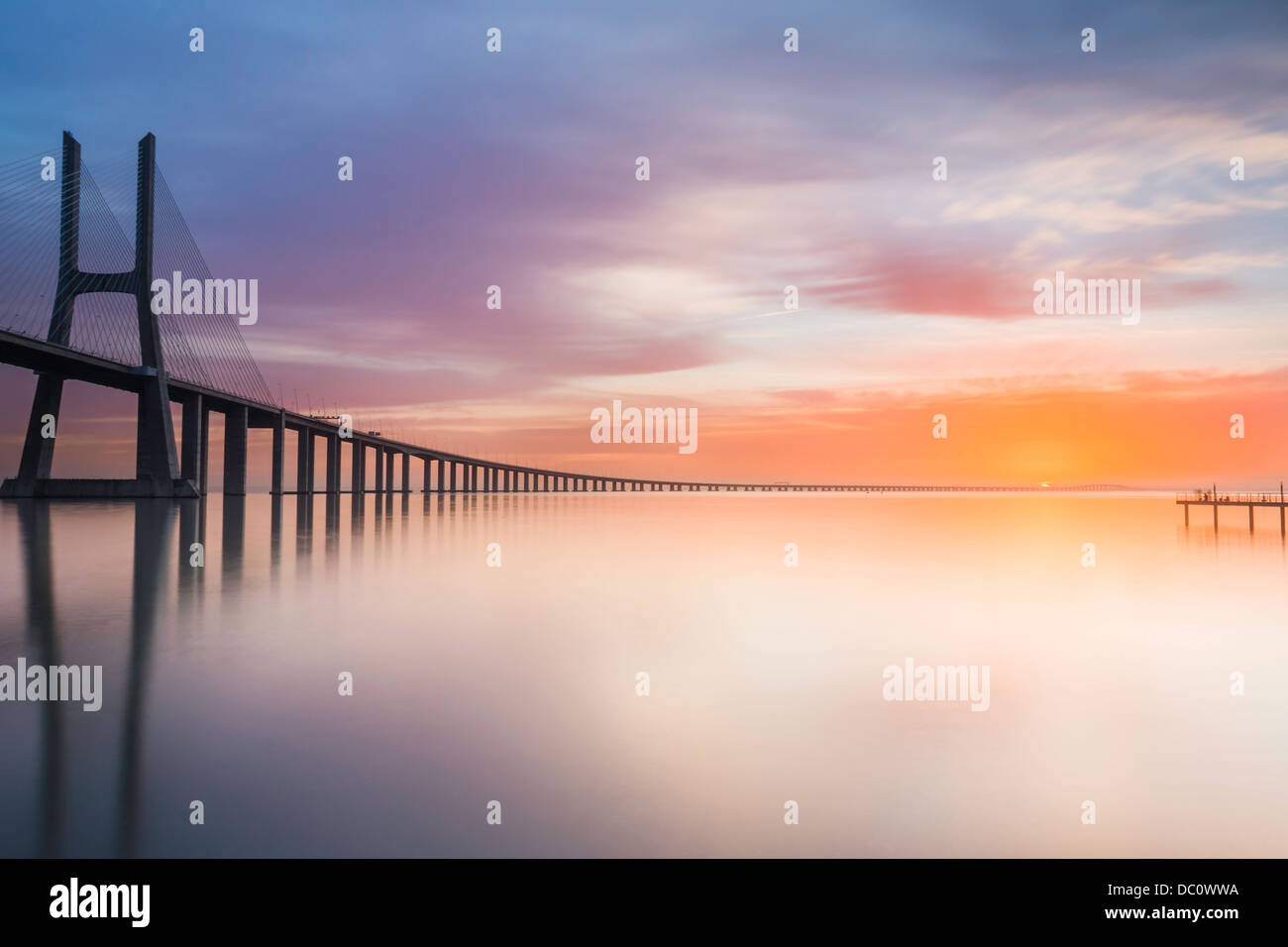 Sun rising hi-res stock photography and images - Alamy