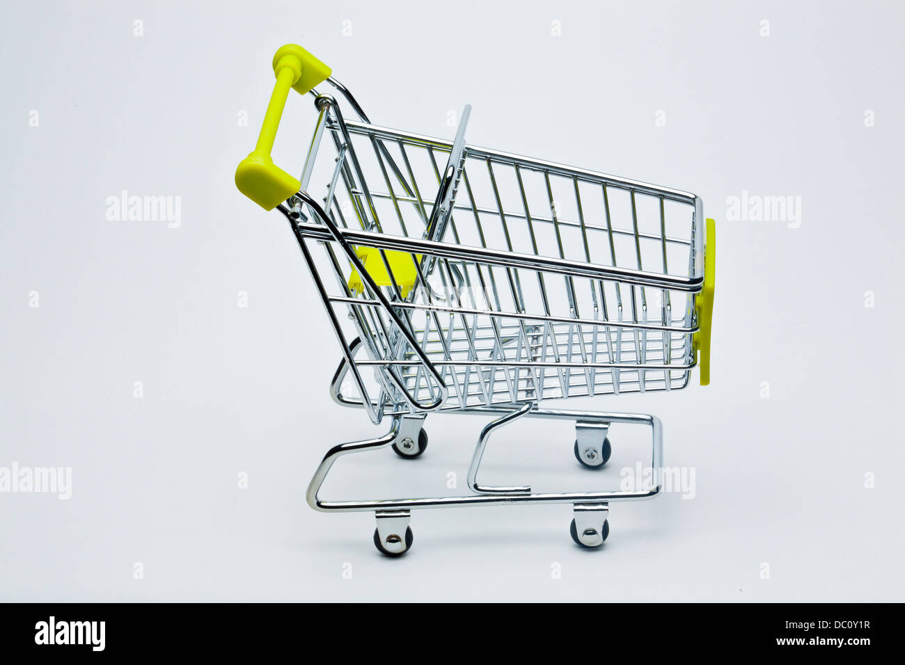 Shopping cart handle hi-res stock photography and images - Alamy