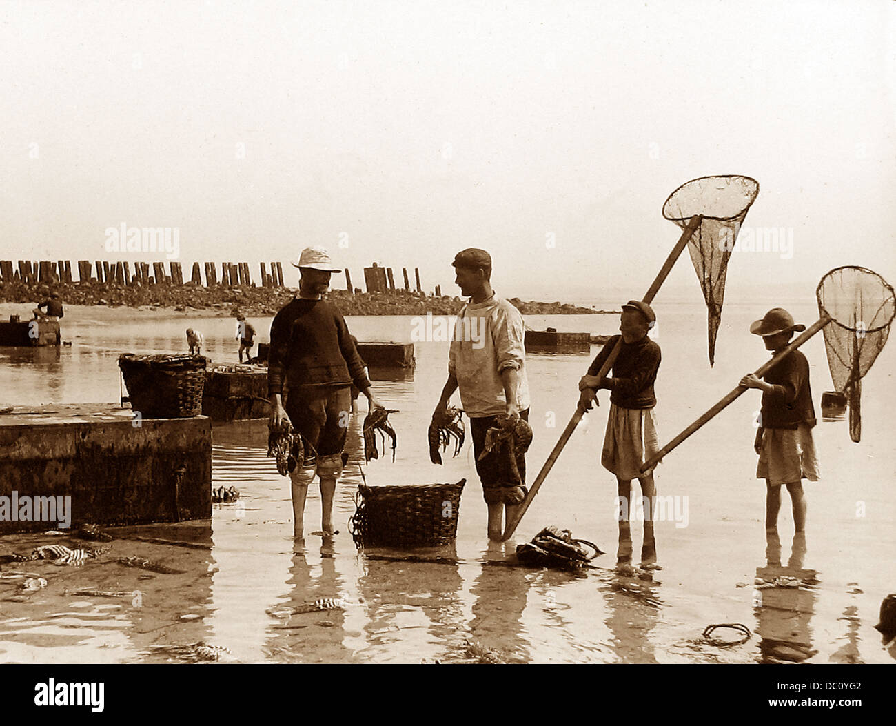 Cornwall fisherman victorian edwardian hi-res stock photography and ...