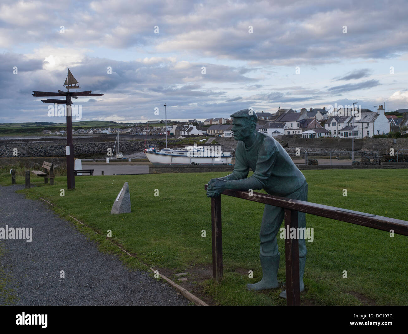 Port william sculpture hi-res stock photography and images - Alamy