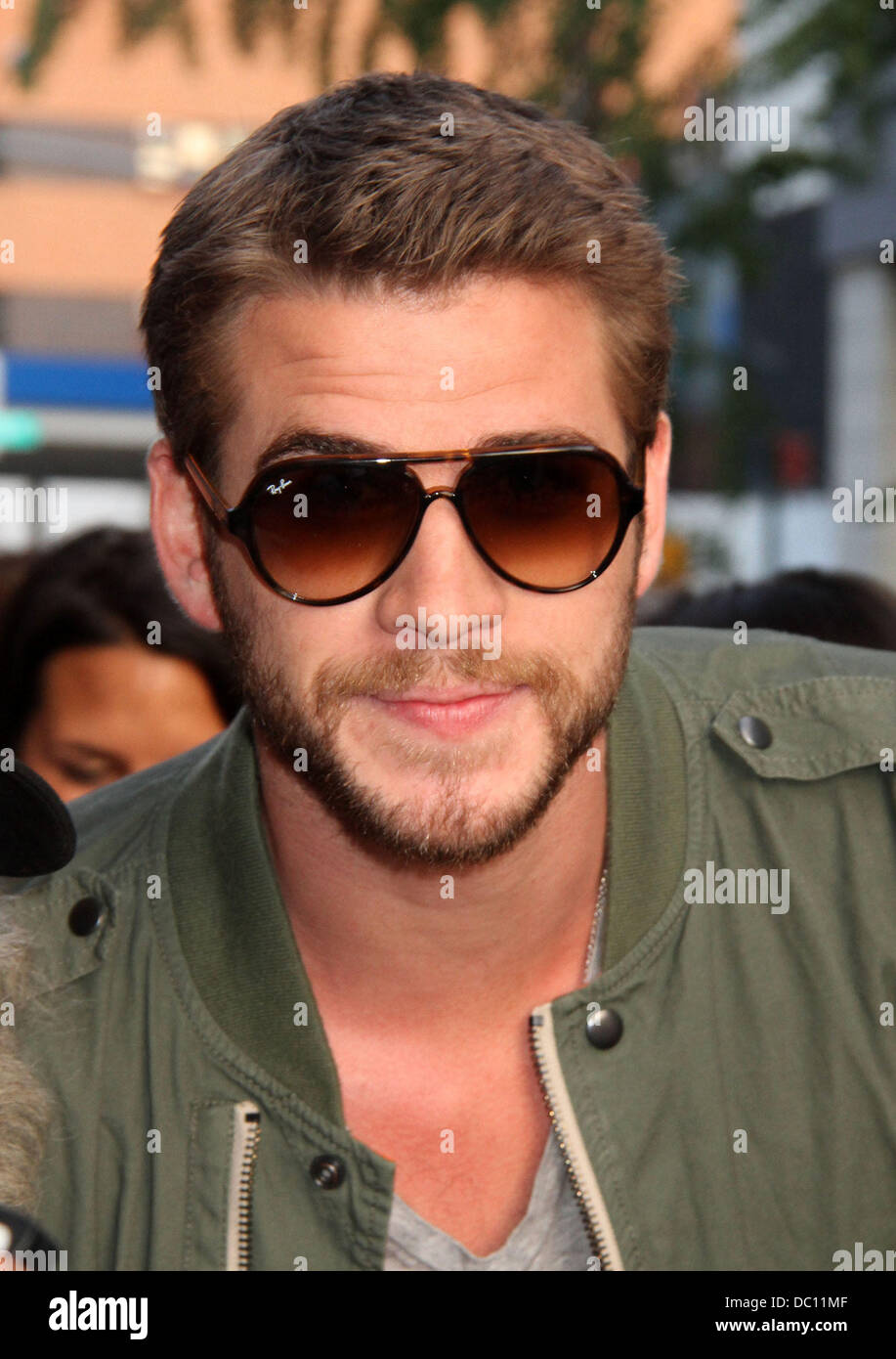 New York, New York, USA. 6th Aug, 2013. Actor LIAM HEMSWORTH poses for ...