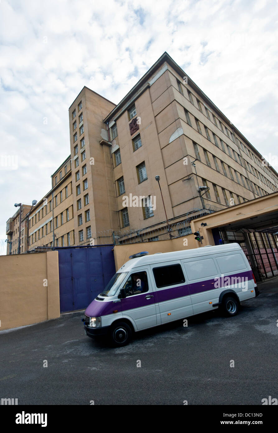 Police custody cell hi-res stock photography and images - Alamy