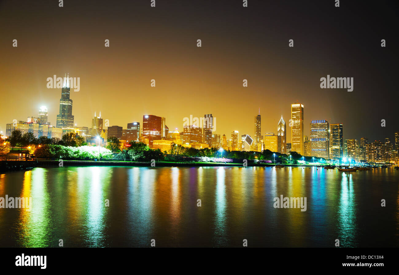 Chicago downtown cityscape panorama in the night Stock Photo - Alamy
