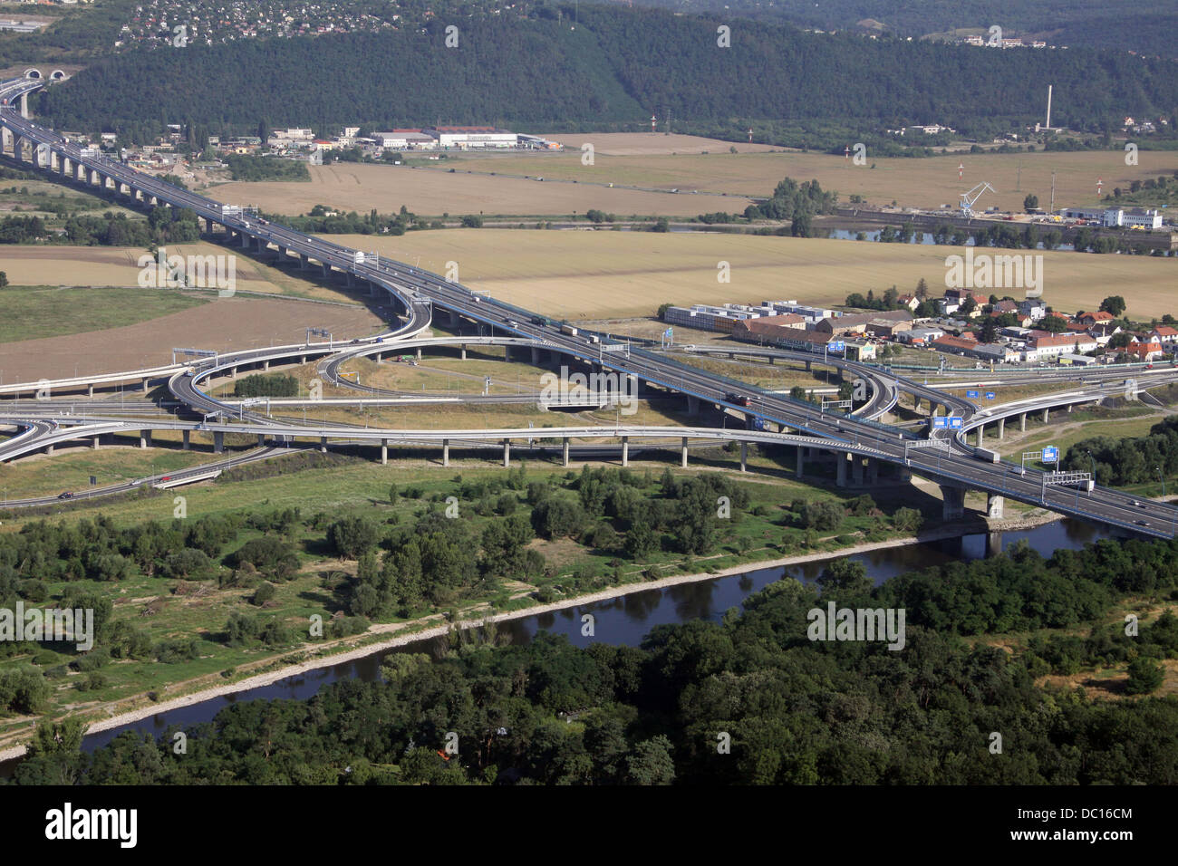 Czech Republic, transportation, travel, traffic, Prague City Orbital ...