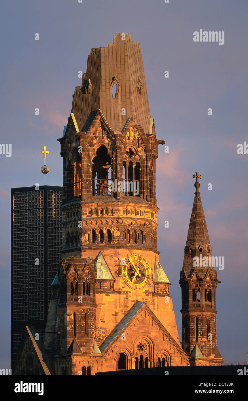 Kaiser wilhelm memorial church berlin hi-res stock photography and ...