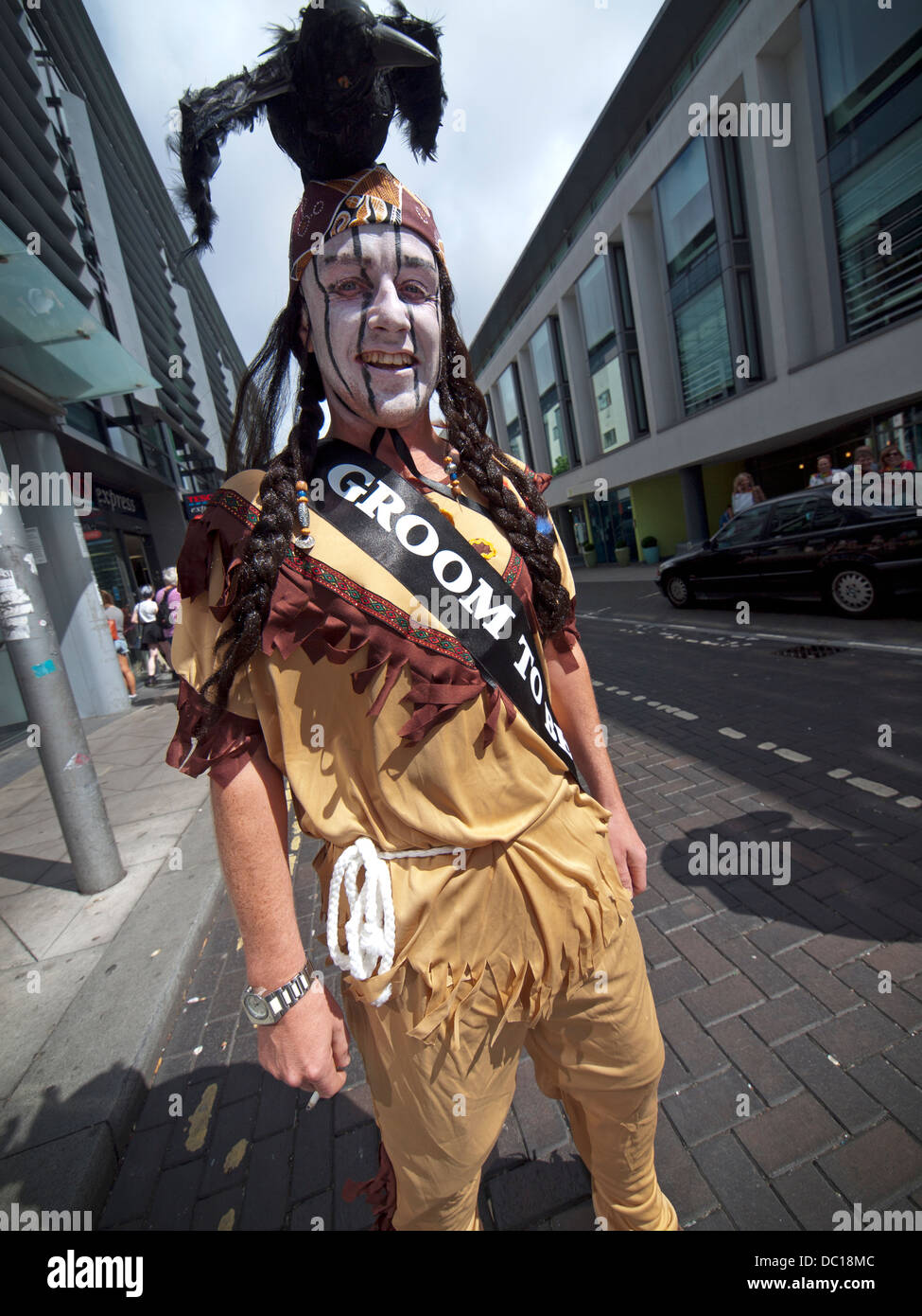 Native wedding hi-res stock photography and images - Alamy
