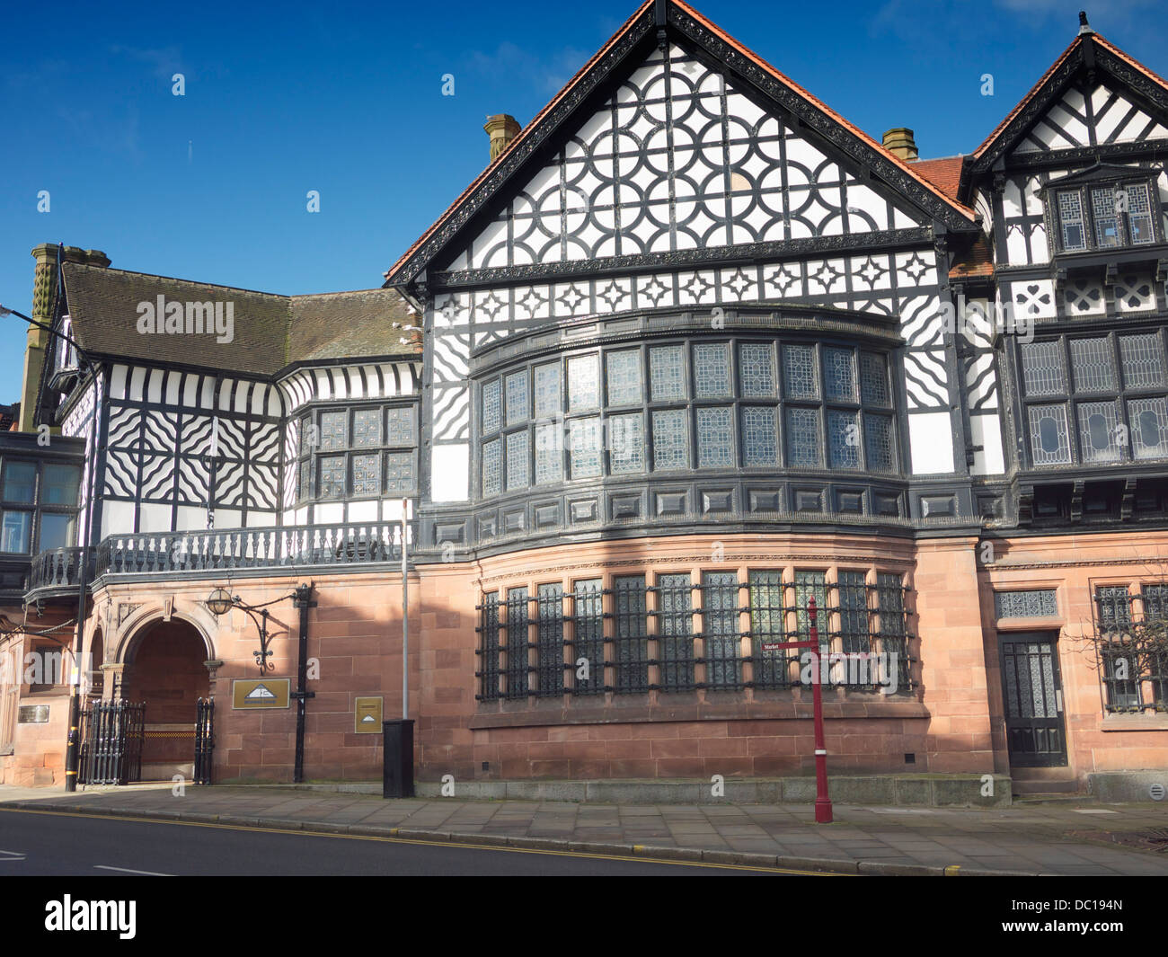 Old altrincham market hi-res stock photography and images - Alamy