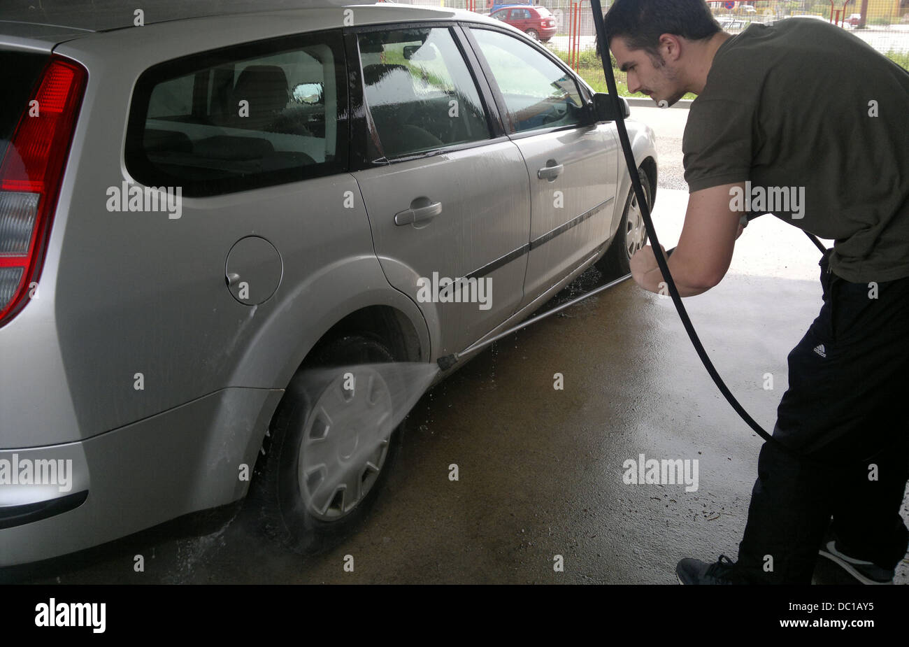 Self washing car hi-res stock photography and images - Alamy