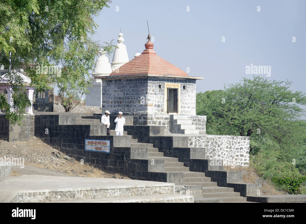Hanuman Shree Ganesh Temple and Ghat, Tulapur, Maharashtra, India Stock ...