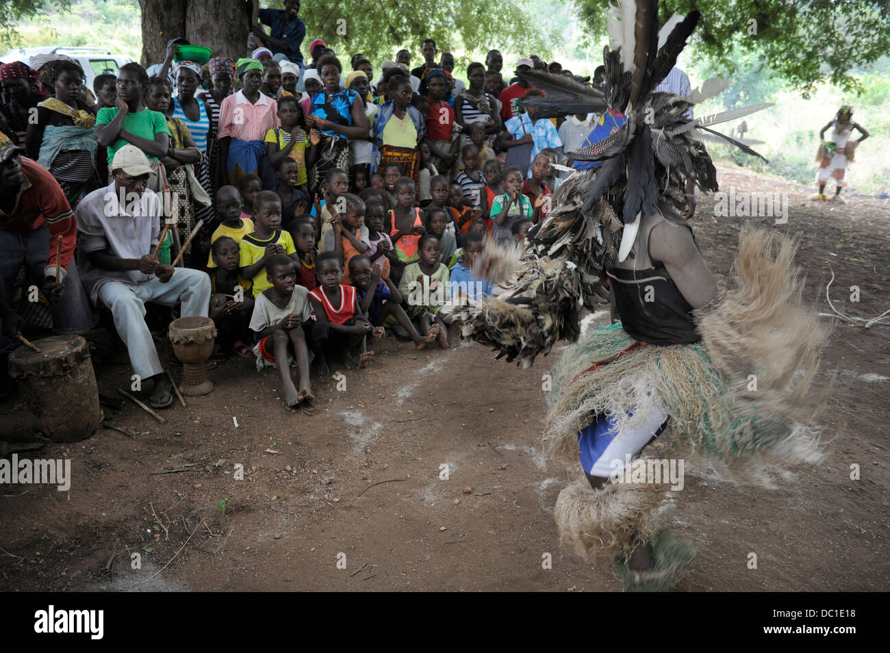 Dance ceremony mozambique hi-res stock photography and images - Alamy