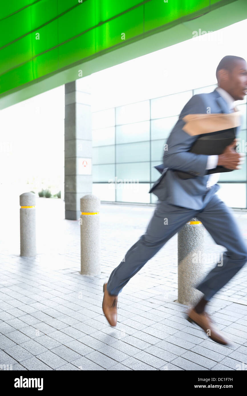 Running pathway hi-res stock photography and images - Alamy