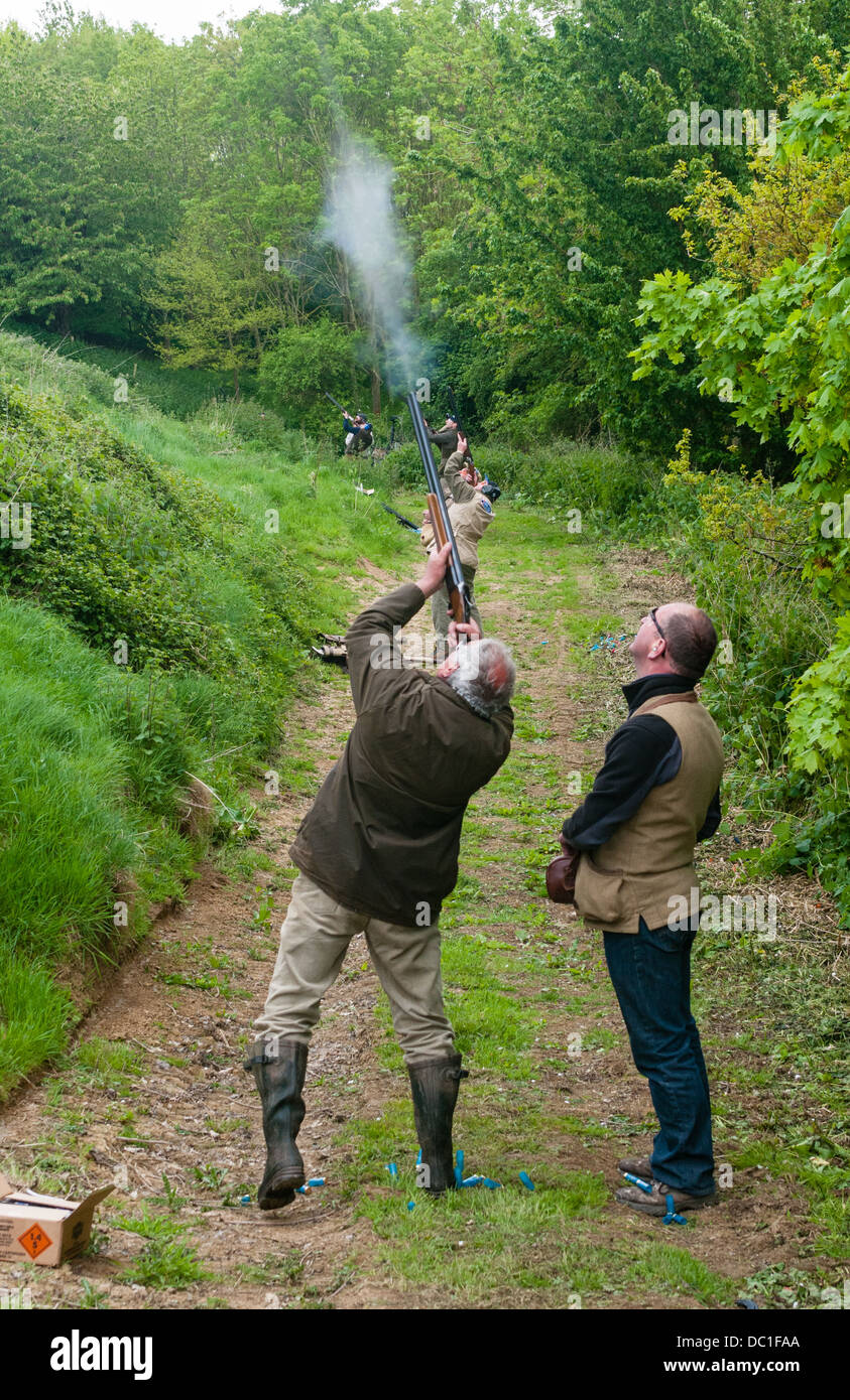 Clay shooting tweed hi-res stock photography and images - Alamy