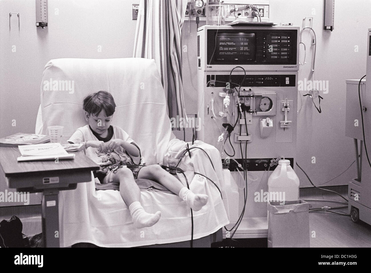 Dialysis haemodialysis hi-res stock photography and images - Alamy