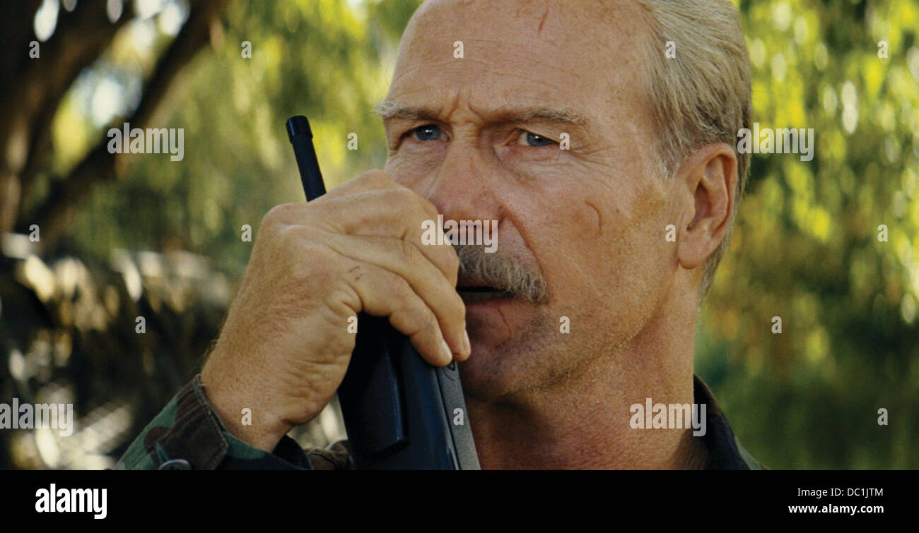 THE INCREDIBLE HULK (2008) WILLIAM HURT LOUIS LETERRIER (DIR) 011 ...