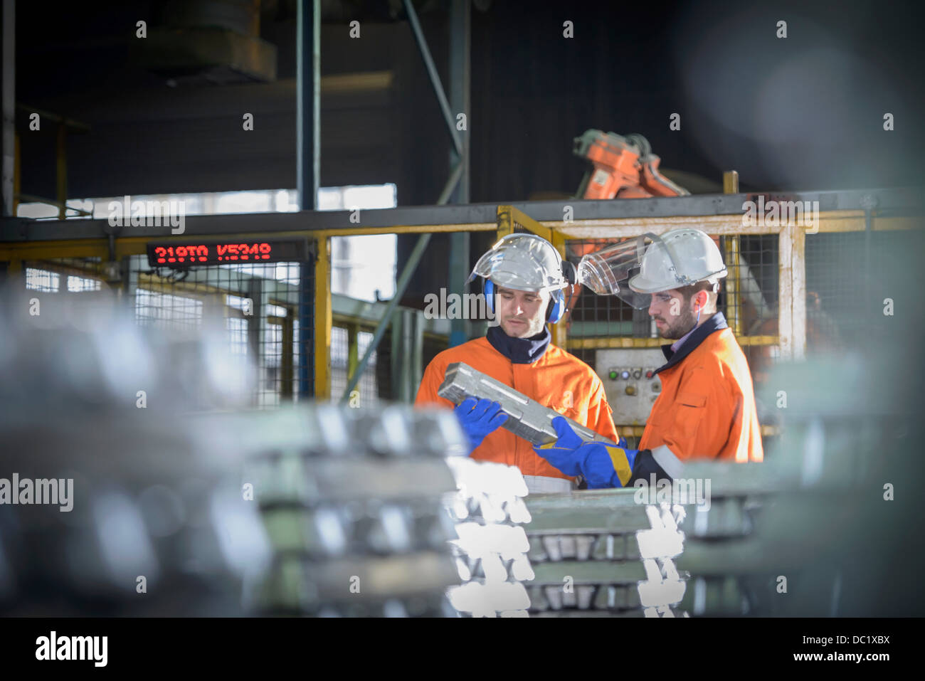 Ingots hi-res stock photography and images - Alamy