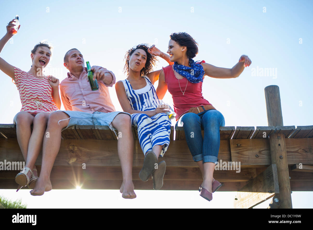 Sittin g hi-res stock photography and images - Alamy