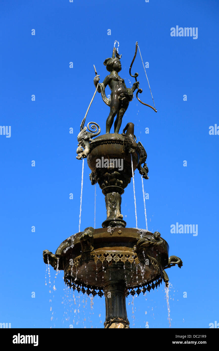 Luna-Fountain in front of Town hall at market square, Lueneburg ...