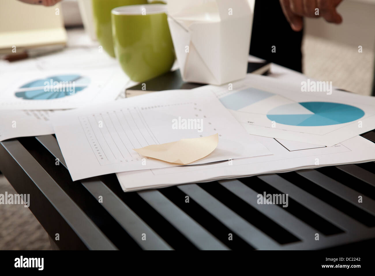 Paperwork Of Graphs High Resolution Stock Photography and Images - Alamy