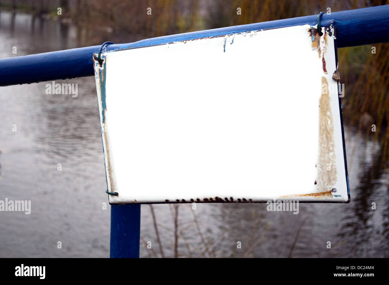 Metal notice board hi-res stock photography and images - Alamy