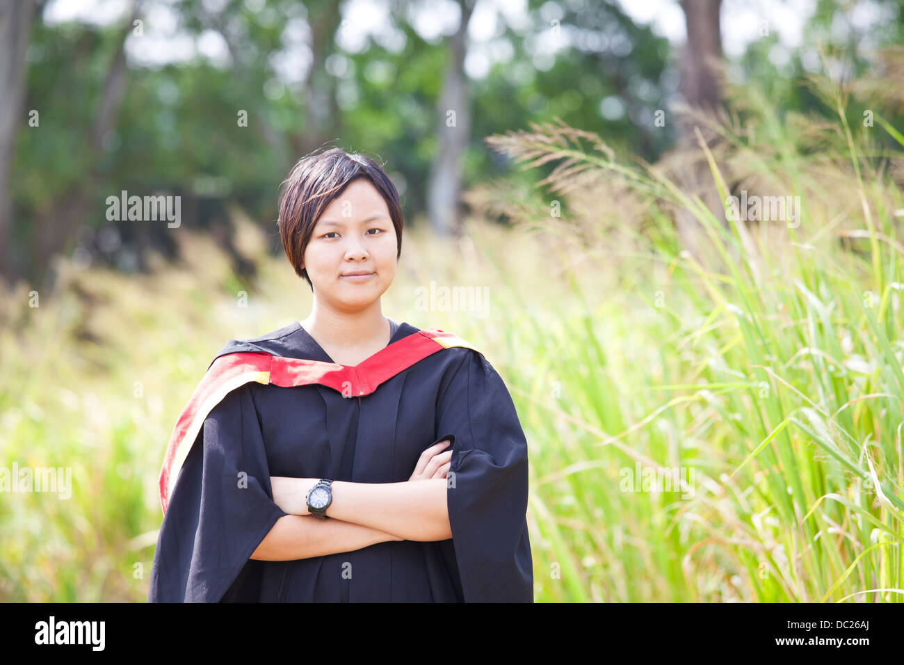 Asian woman graduation Stock Photo - Alamy