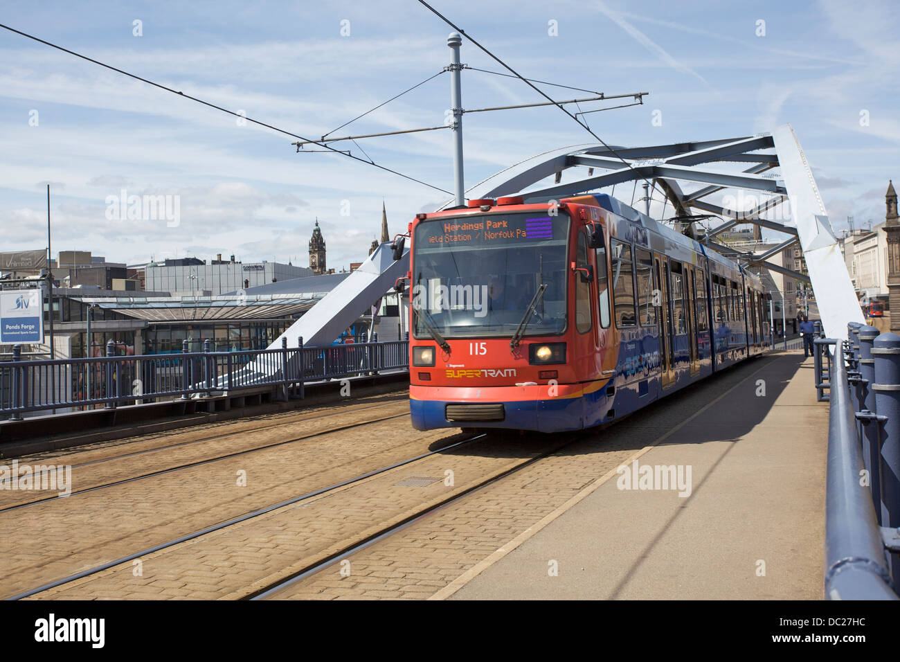 Sheffield Supertram Stock Photos & Sheffield Supertram Stock Images - Alamy