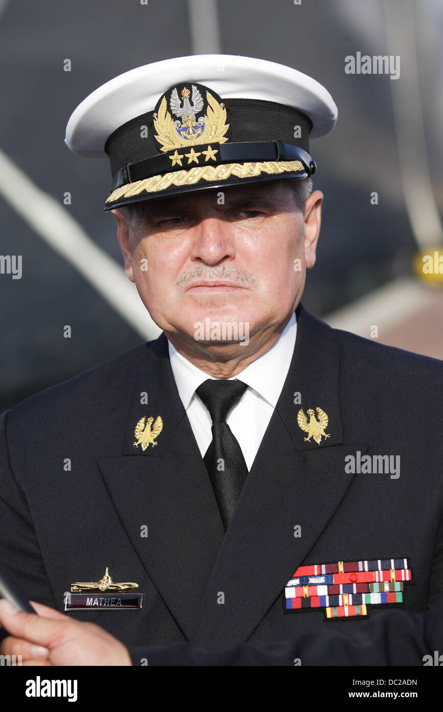 War ship jmsdf kashima hi-res stock photography and images - Alamy