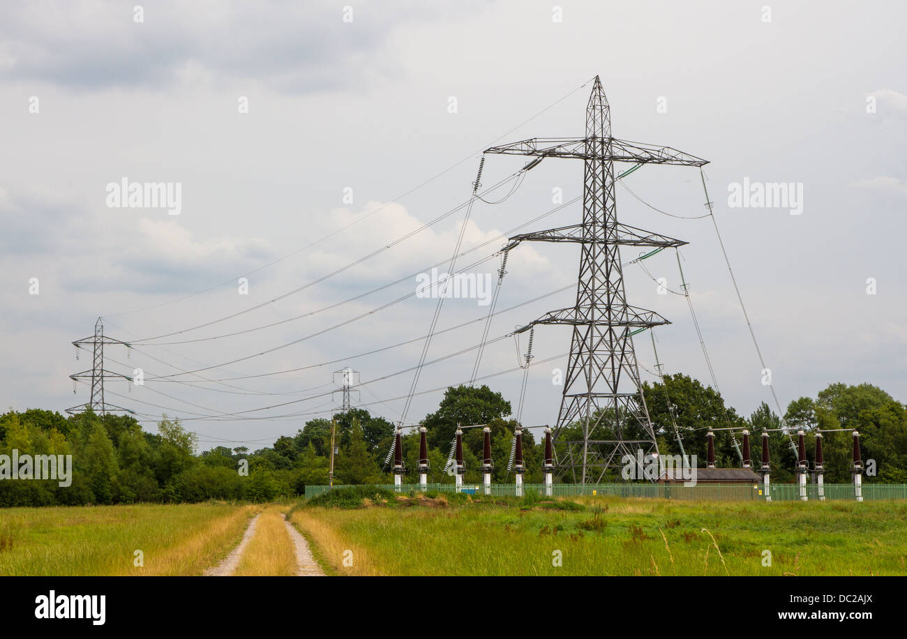 Pylon field hi-res stock photography and images - Alamy