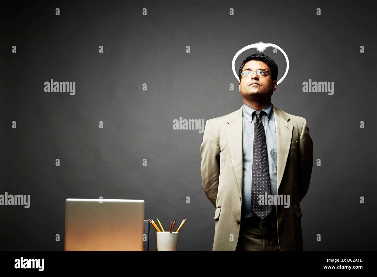 Man standing behind table hi-res stock photography and images - Alamy