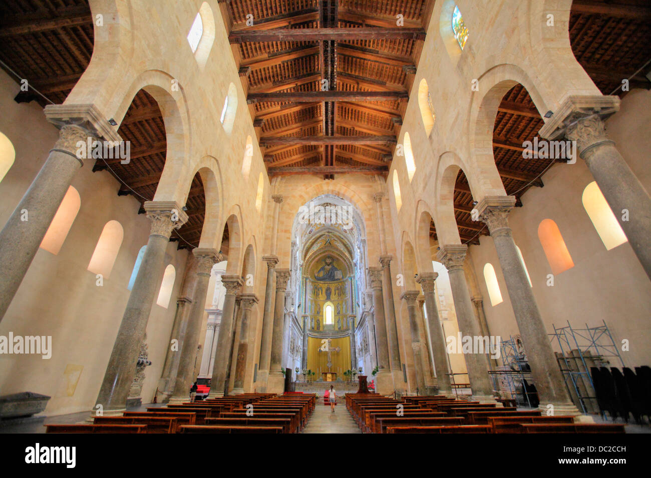 The interior of the Cathedral of Cefalù, Sicily, Italy Stock Photo - Alamy