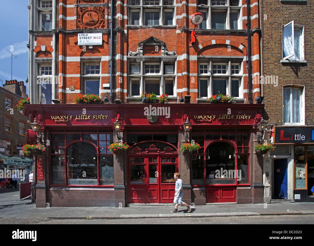 Traditional buildings at Chinatown, London, UK Stock Photo - Alamy