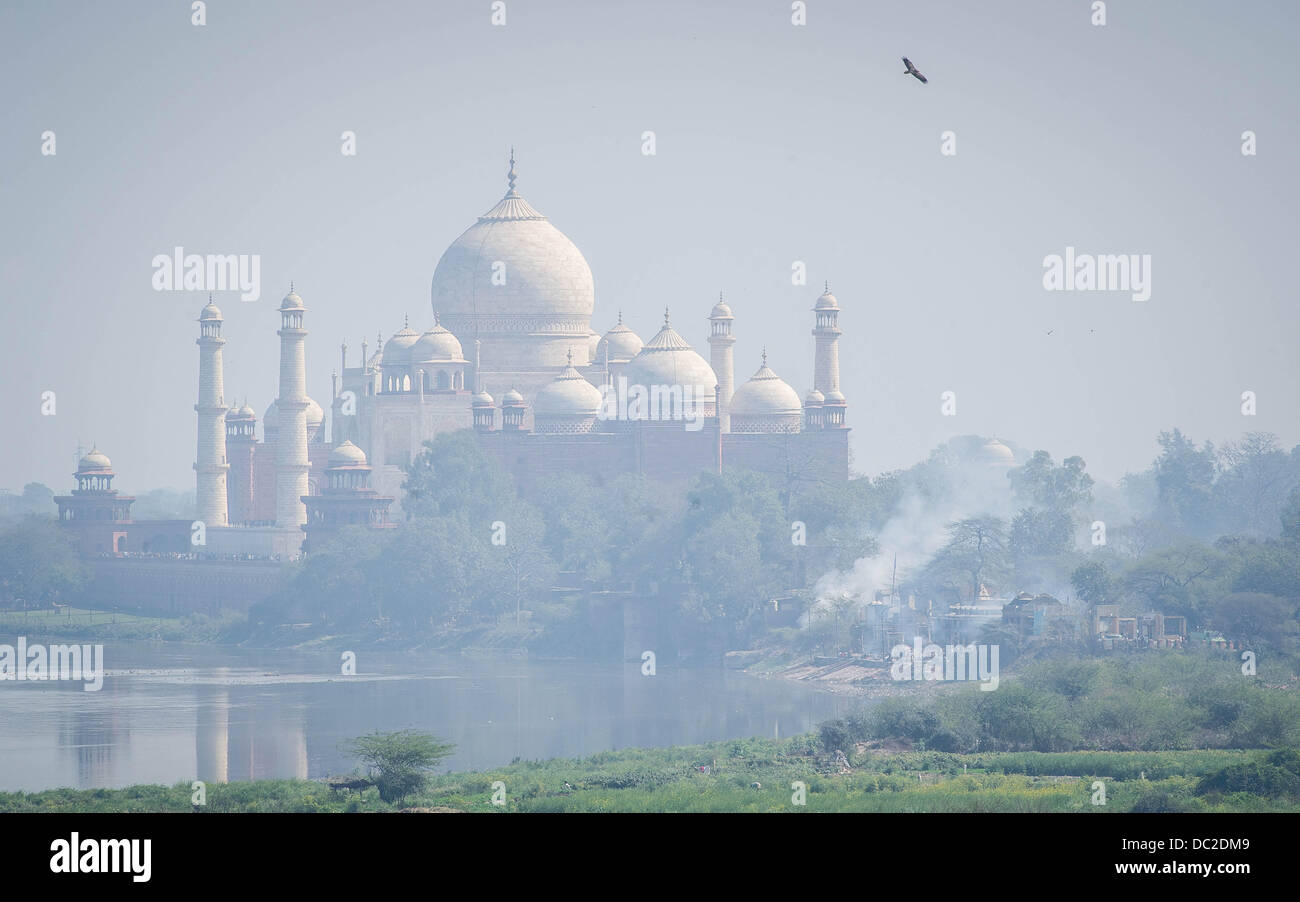 Yamuna river agra pollution hi-res stock photography and images - Alamy