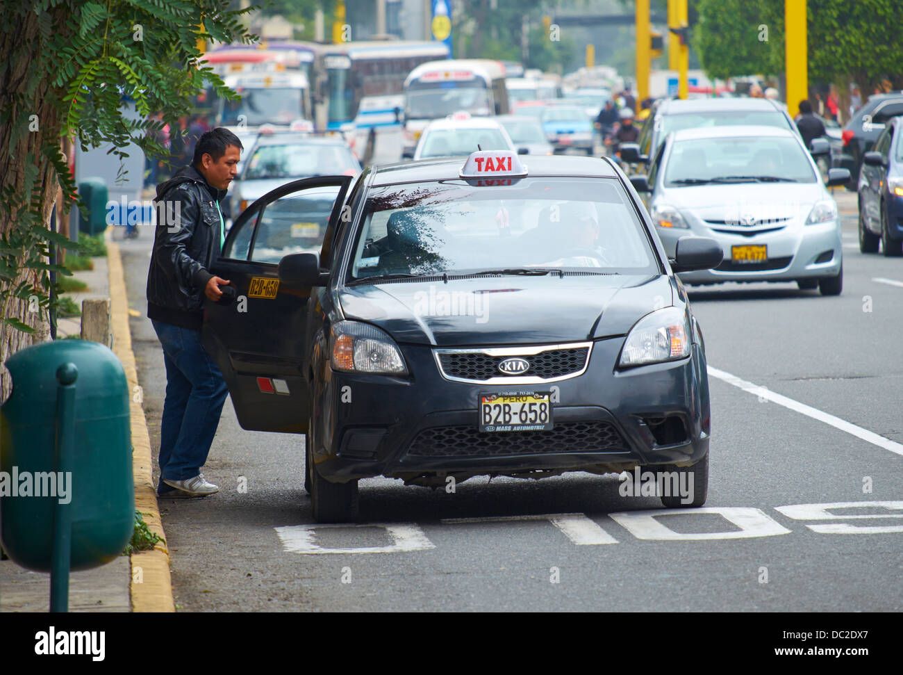 Getting into cab hi-res stock photography and images - Alamy