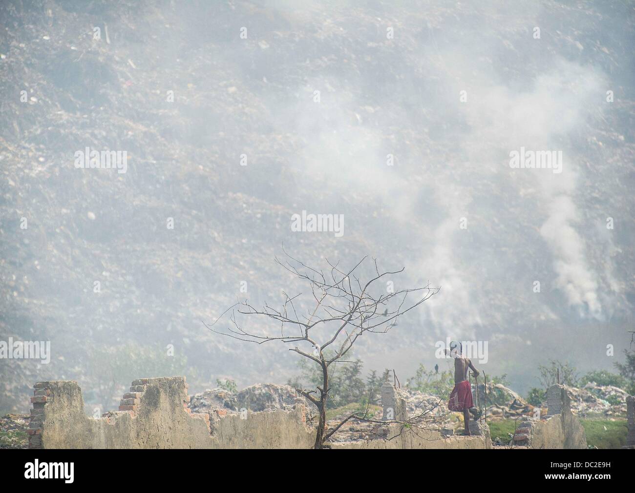 Dhapa garbage dump hi-res stock photography and images - Alamy