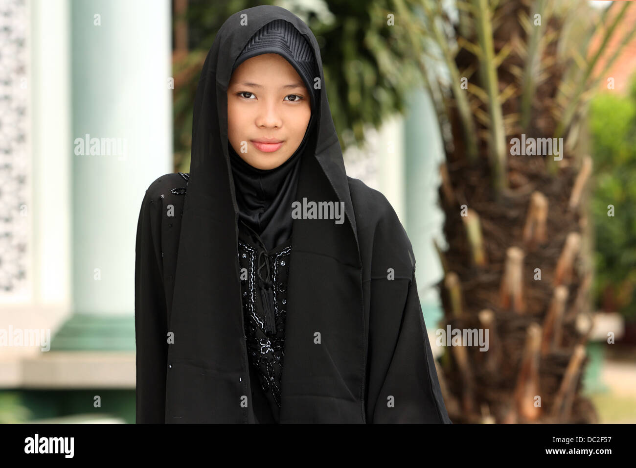Young Muslim Girl Stock Photo - Alamy