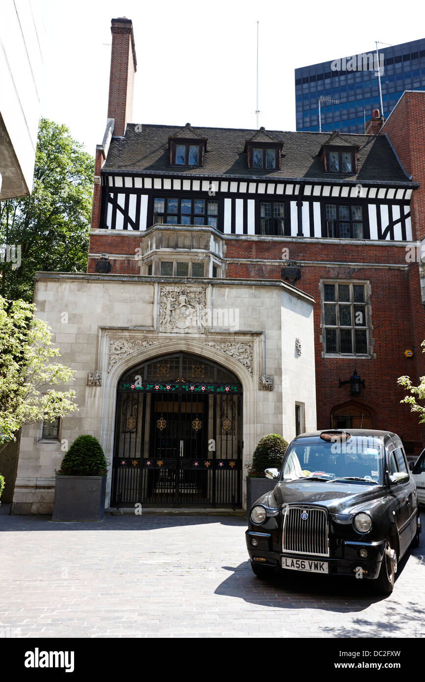 worshipful company of barbers barber-surgeons hall london england uk ...