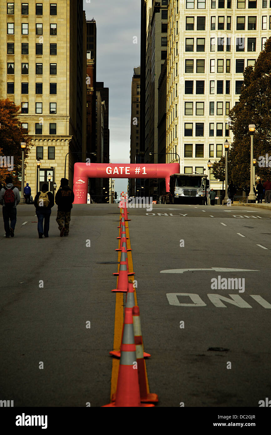 Marathon gate hi-res stock photography and images - Alamy