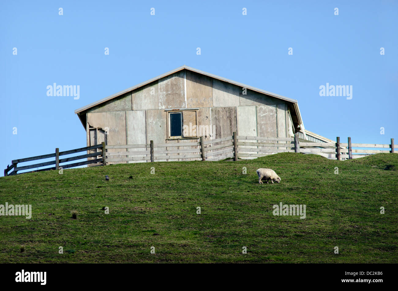 Remote Hill Farm High Resolution Stock Photography and Images - Alamy