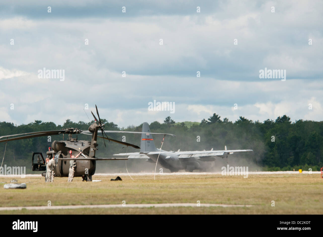 C-130 Hercules from the 182d Airlift Wing from Peoria, Illinois lands ...