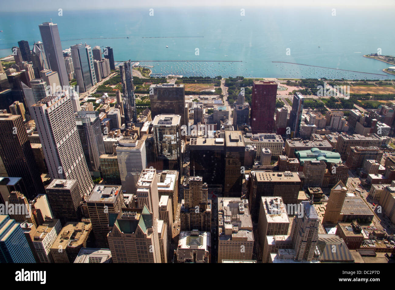 Willis tower observation deck hi-res stock photography and images - Alamy
