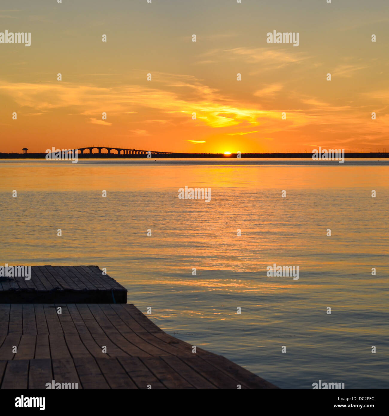 Wooden pier on the sea hi-res stock photography and images - Alamy