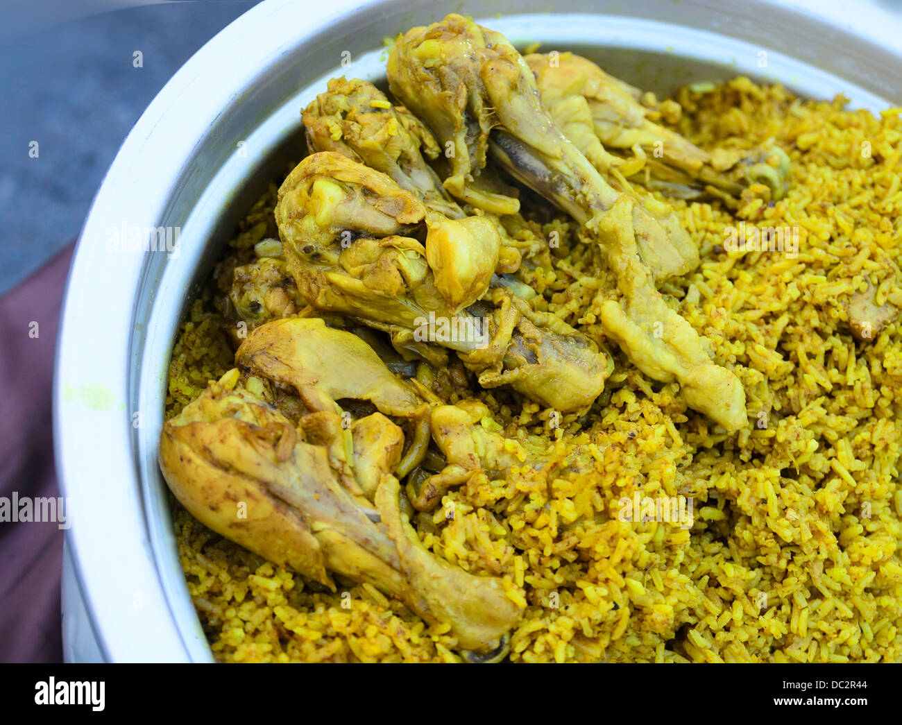 Chicken cooking in pot hi-res stock photography and images - Alamy