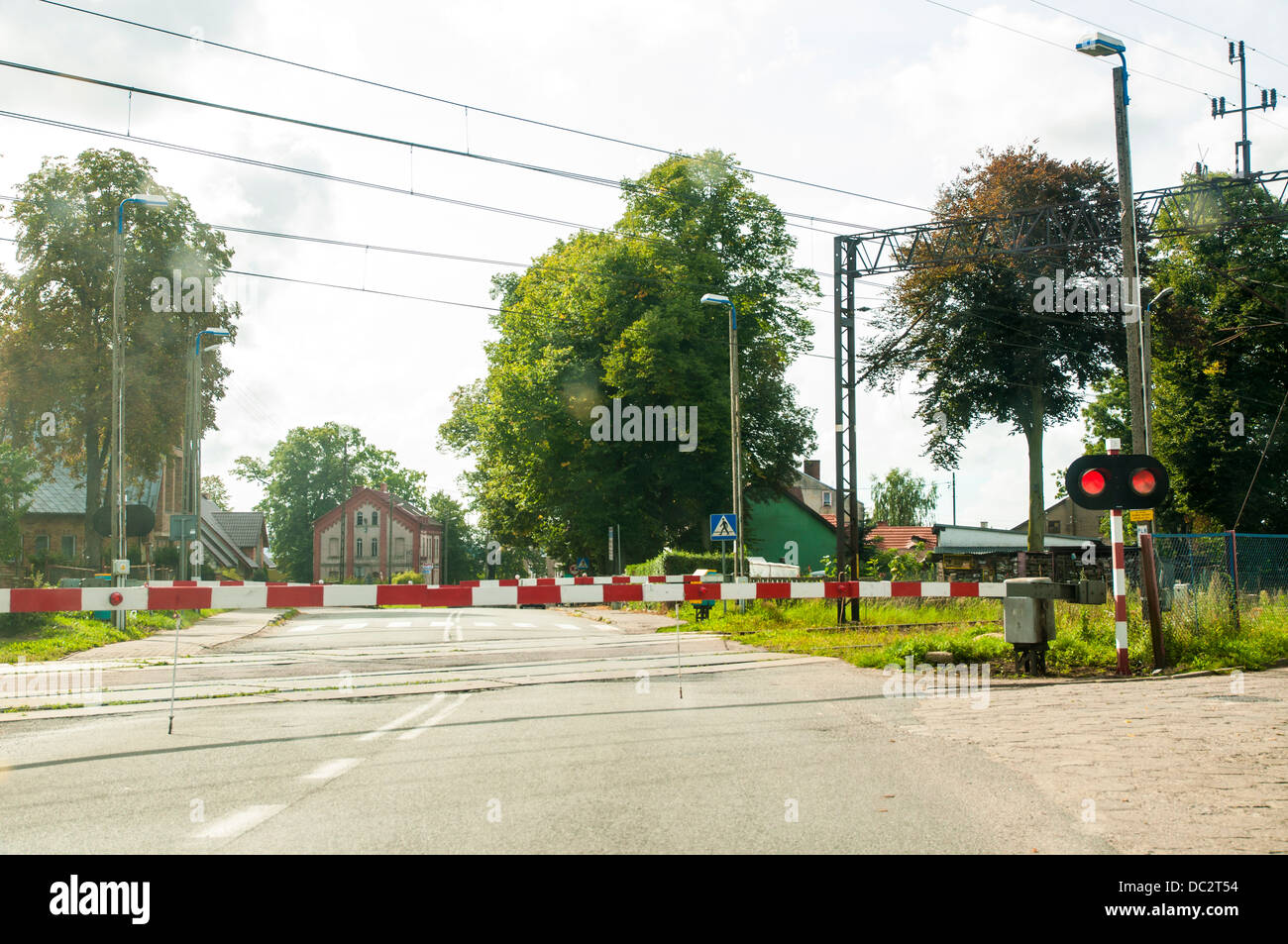 Closed railroad gate hi-res stock photography and images - Alamy
