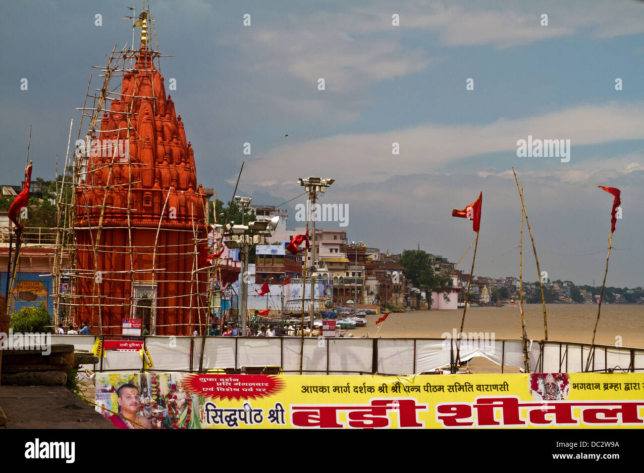 Varanasi India Slum High Resolution Stock Photography and Images - Alamy